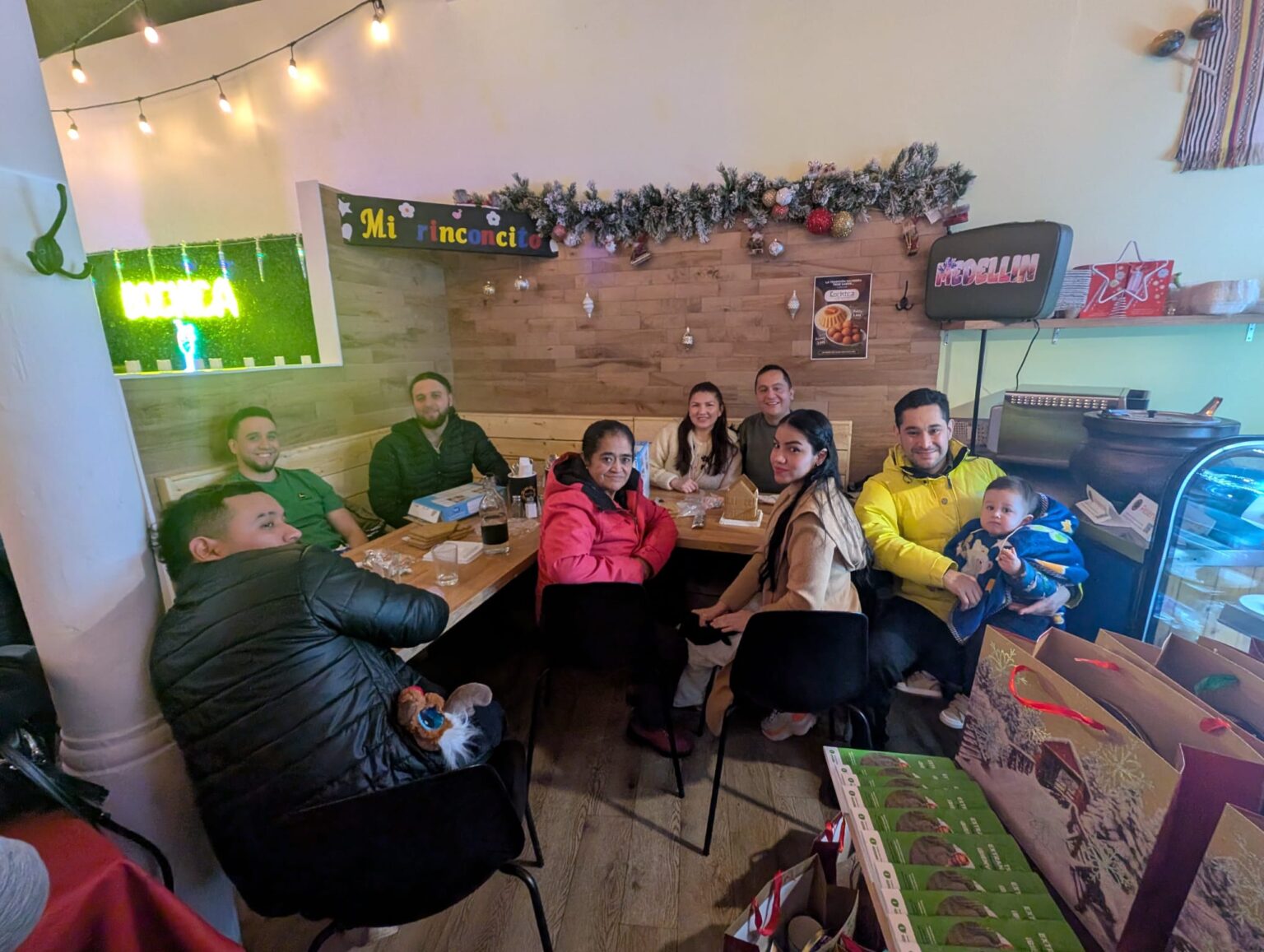 Stories of Connection and Integration: Christmas Dinner for Temporary ...